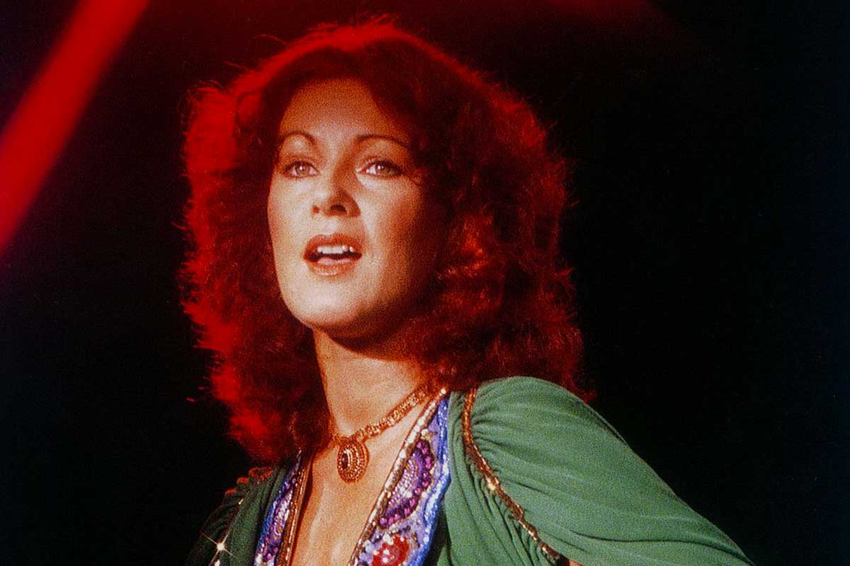 La verdadera historia de Frida, la cantante que nació de un programa ...