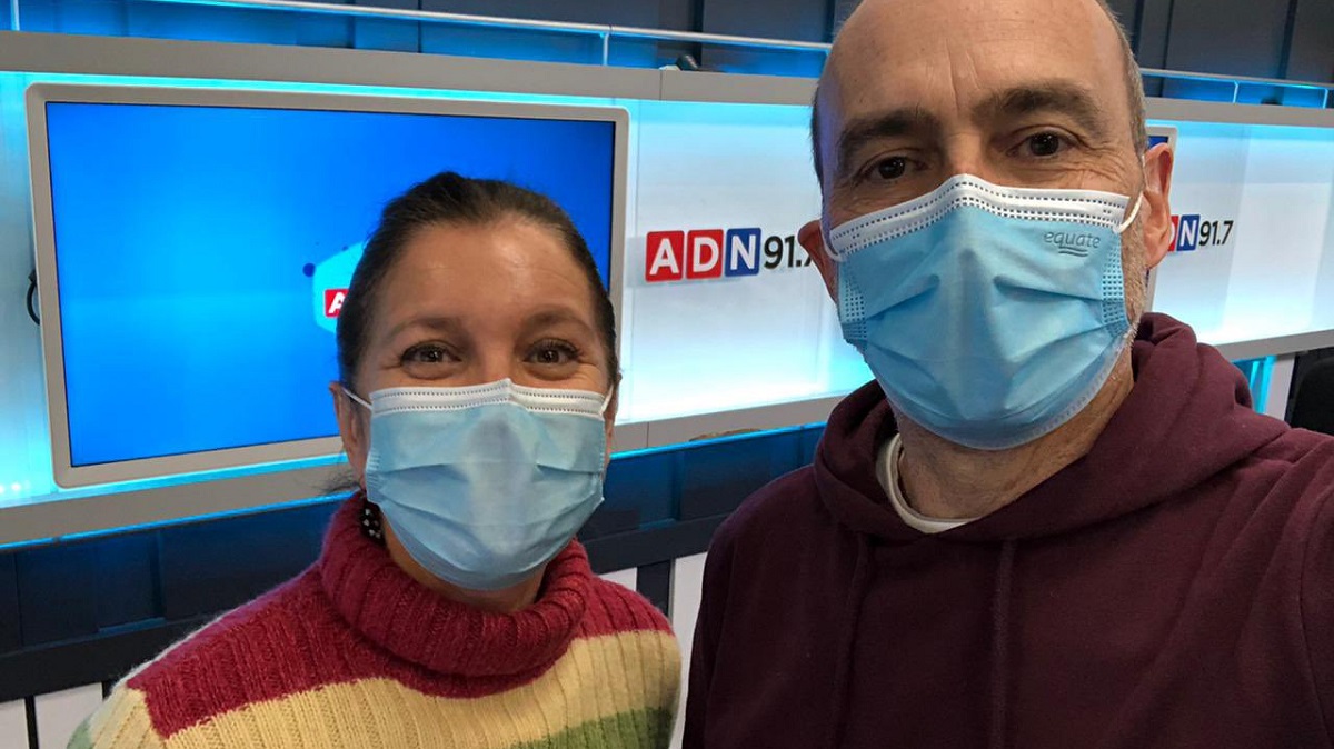 Mirna Schindler se despide de radio ADN tras años de trabajo — Radio Imagina