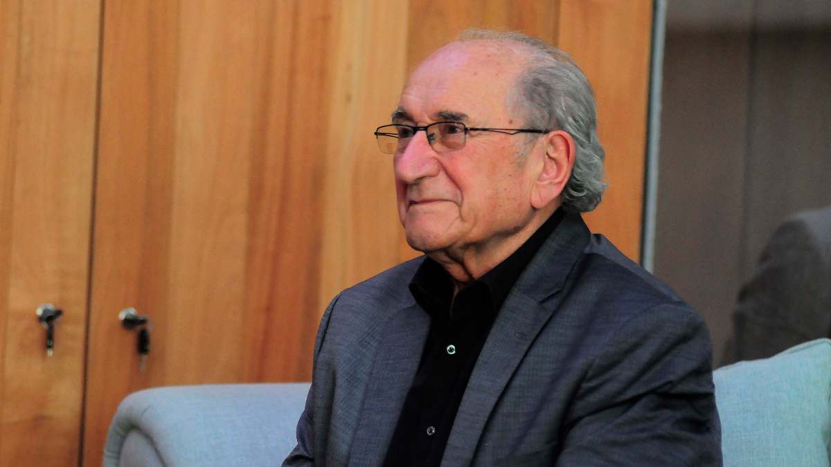 Luis Alarcón revela que batalla contra un complicado cáncer — Radio Imagina