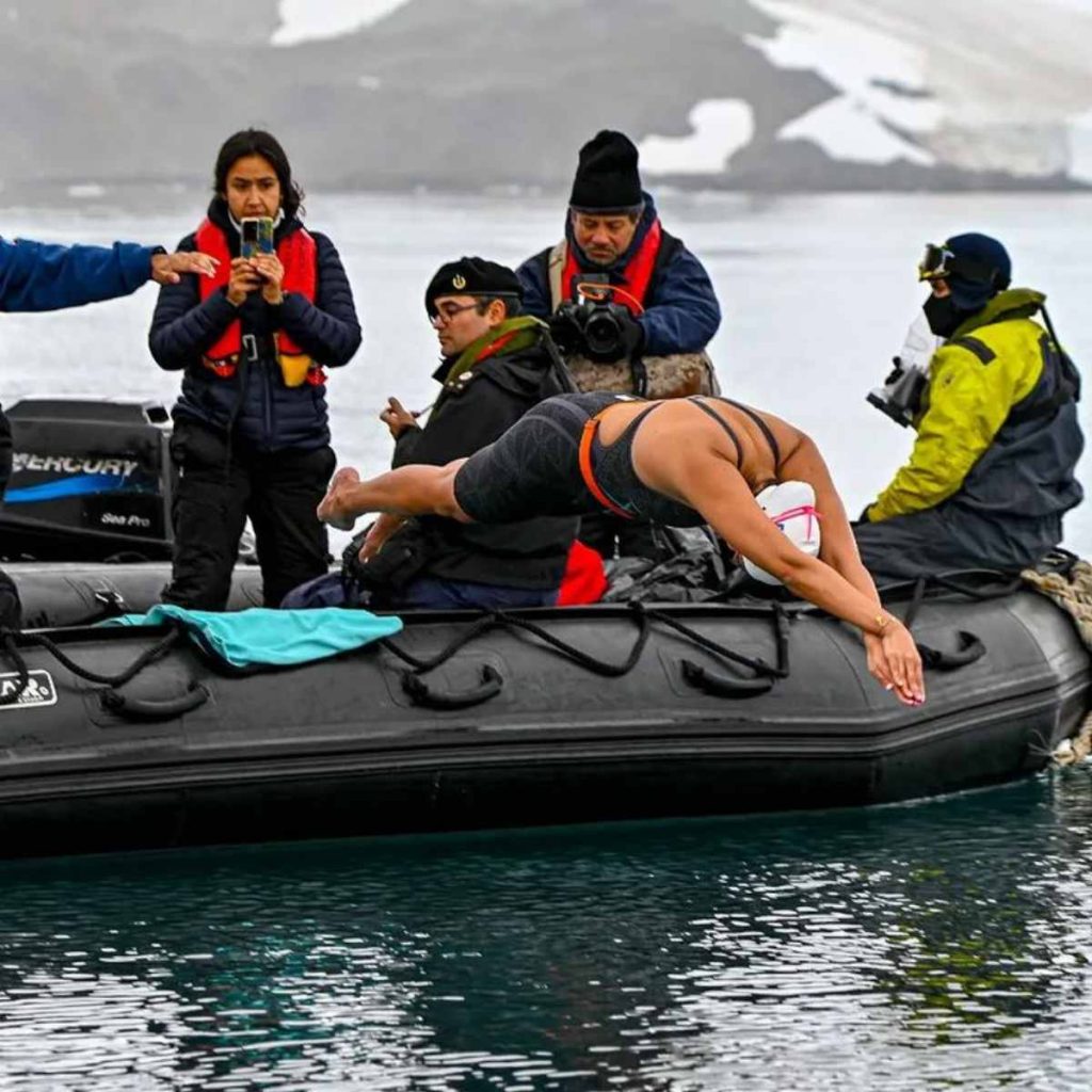 Sirena de hielo: Bárbara Hernández logra importante récord en el nado ...